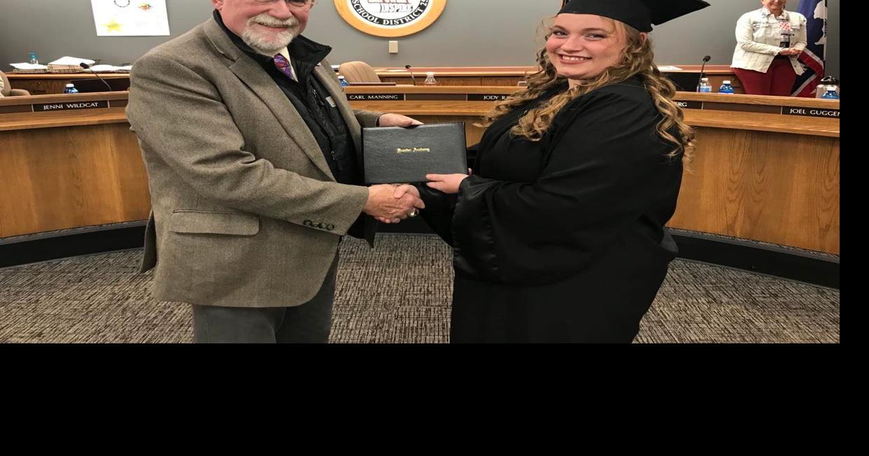 Merchen graduated from Frontier Academy Tuesday night | Local News ...