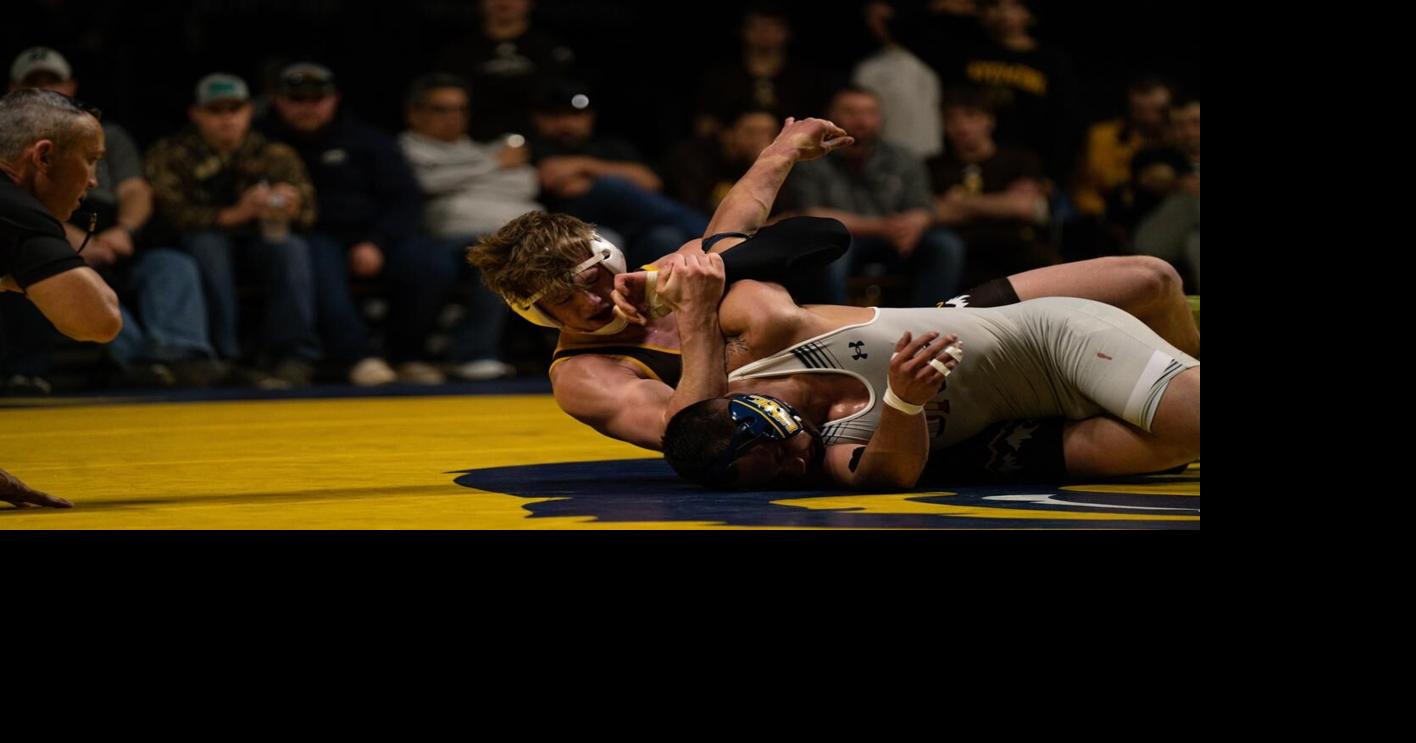 Cowboy Wrestlers win Third Dual in a Row | Sports | wyotoday.com