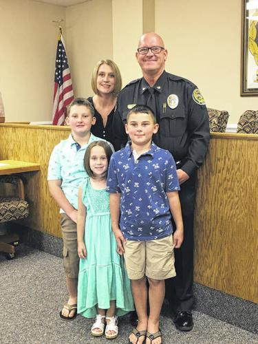 Boonville police chief sworn in | Local News | yadkinripple.com