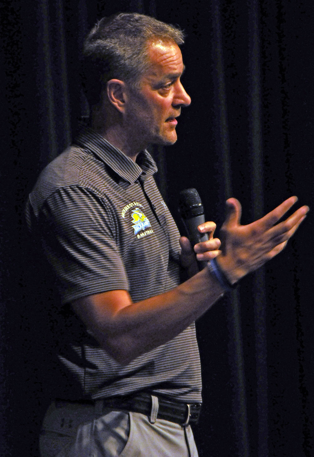 SDSU Coach Brings FCA Message To ‘Evening Of Champions’ Event | Sports ...