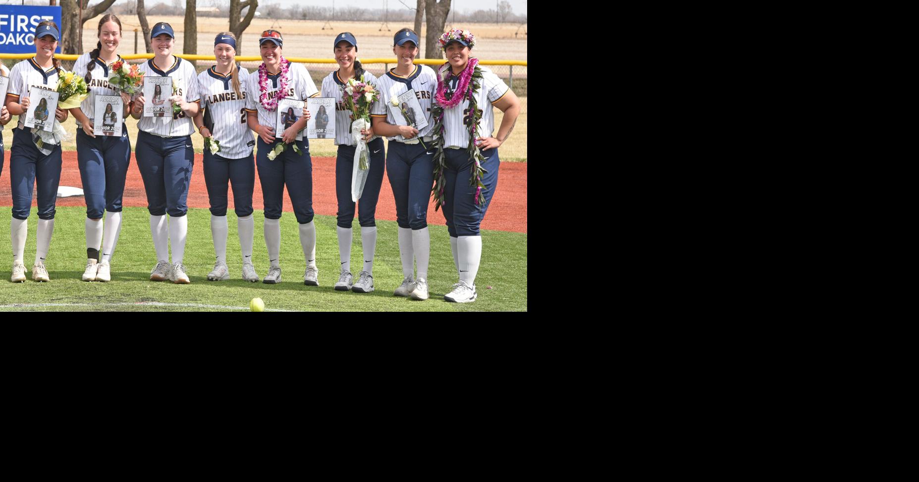 Softball: Lancers Split With Dordt On Senior Day | Sports | yankton.net