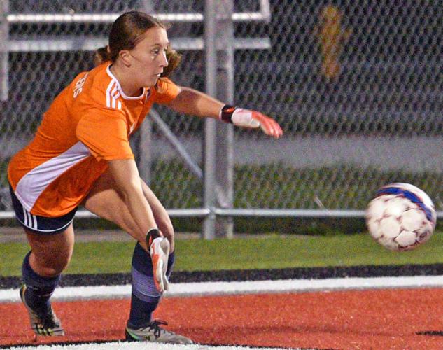 Women's Soccer: Raiders Outlast MMU 2-0 | Sports | yankton.net