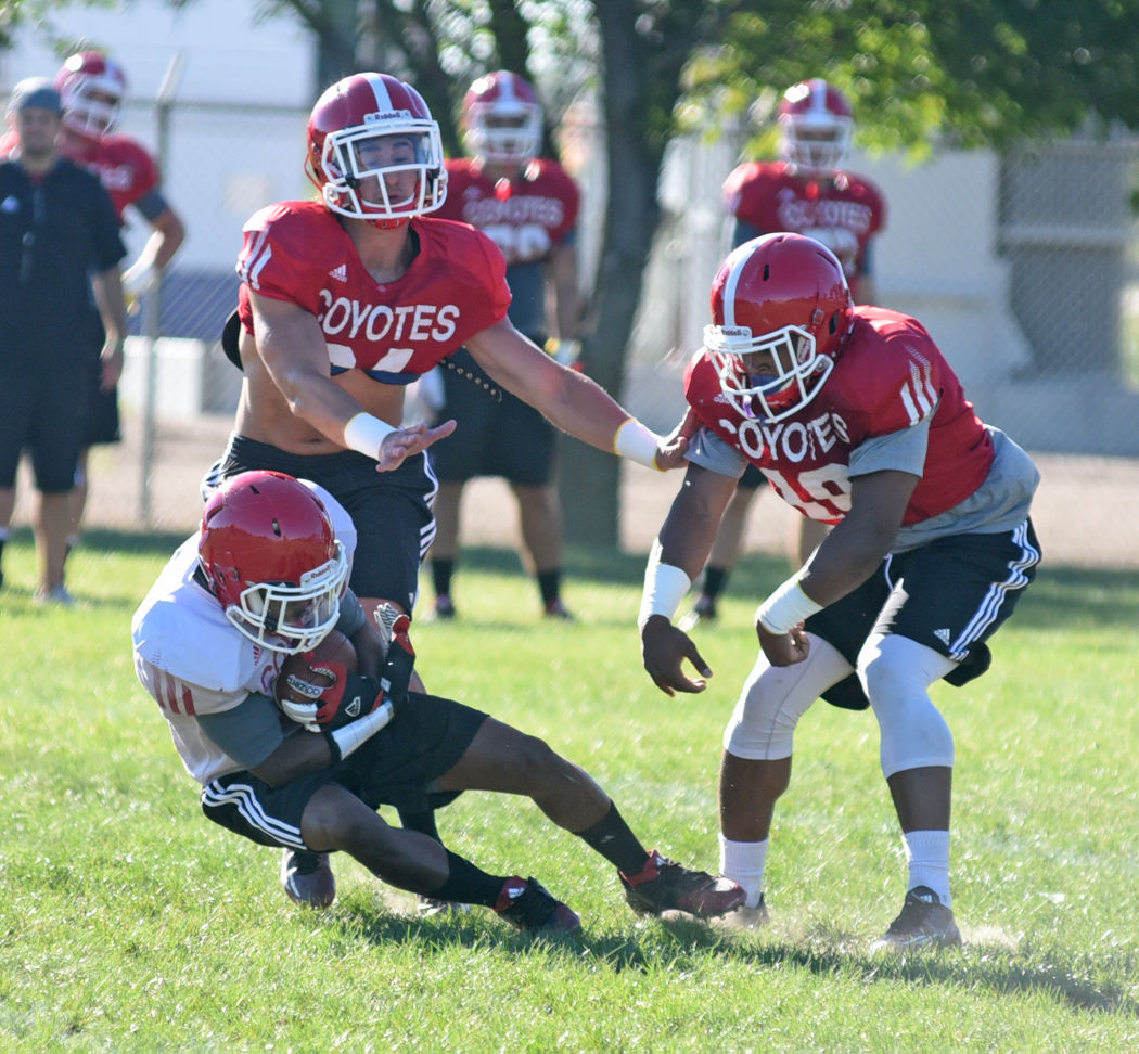 USD Football: Freshmen Bringing Speed | Sports | yankton.net