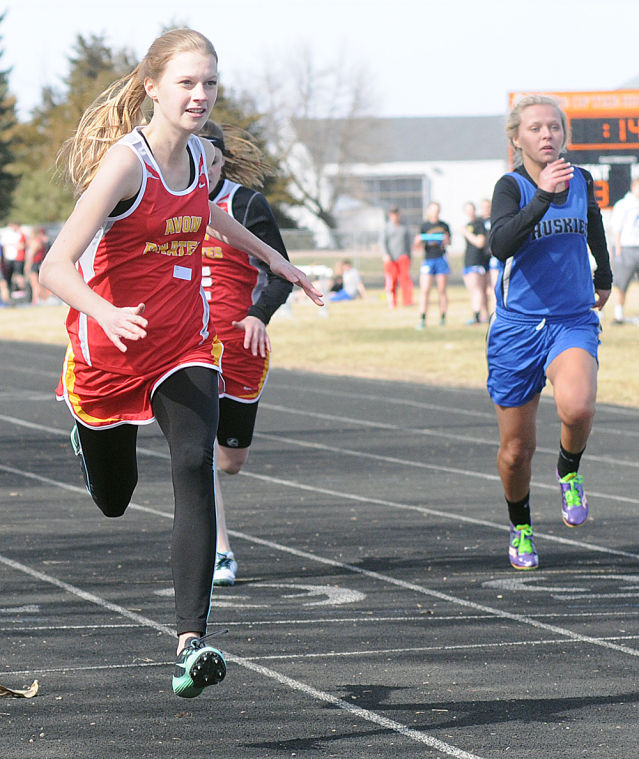 McLouth Back Flying Over Hurdles | Sports | yankton.net