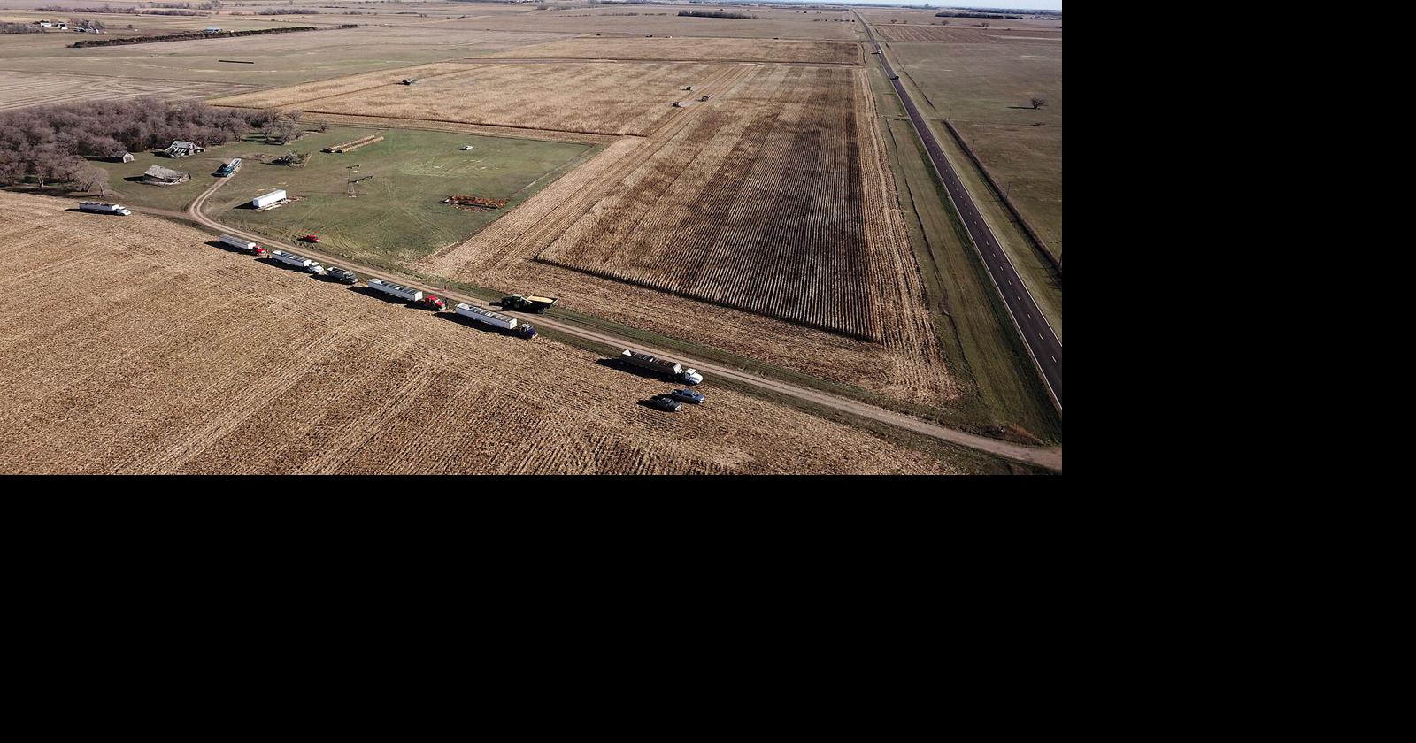 Helping Hands | Community | yankton.net