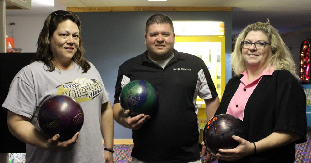 Barta Family Finds Perfection On The Lanes | Sports | yankton.net