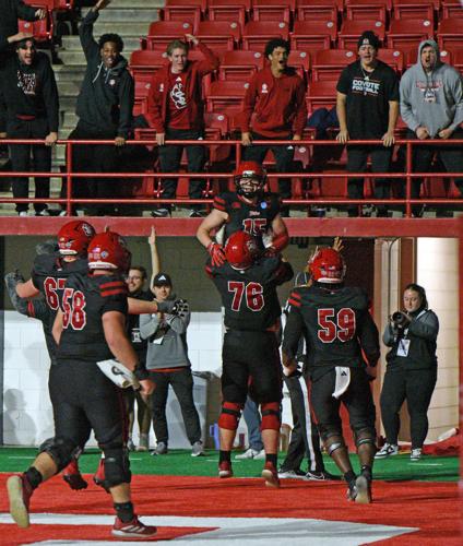 Fenner, Coyotes Surge Past Drake 38-17 | Sports | yankton.net