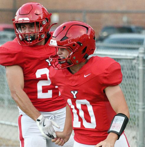 Football: Bucks Remain First In Poll | Sports | yankton.net