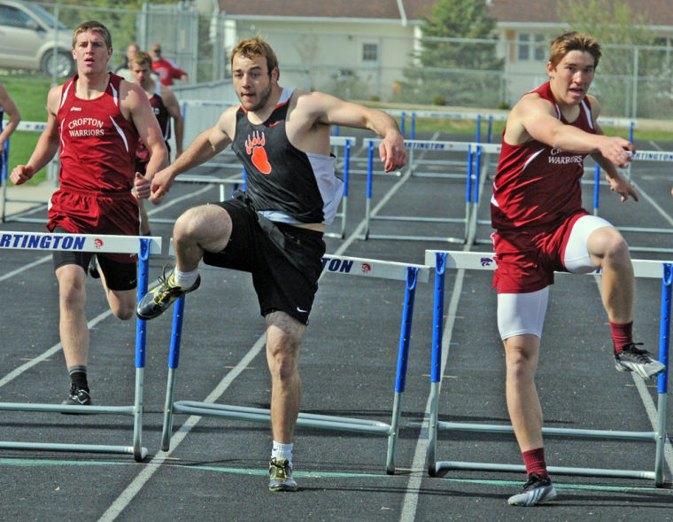 Crofton Sweeps District C-6 Titles | Sports | yankton.net