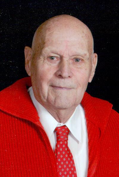 Armand Wiebelhaus | Obituaries | yankton.net