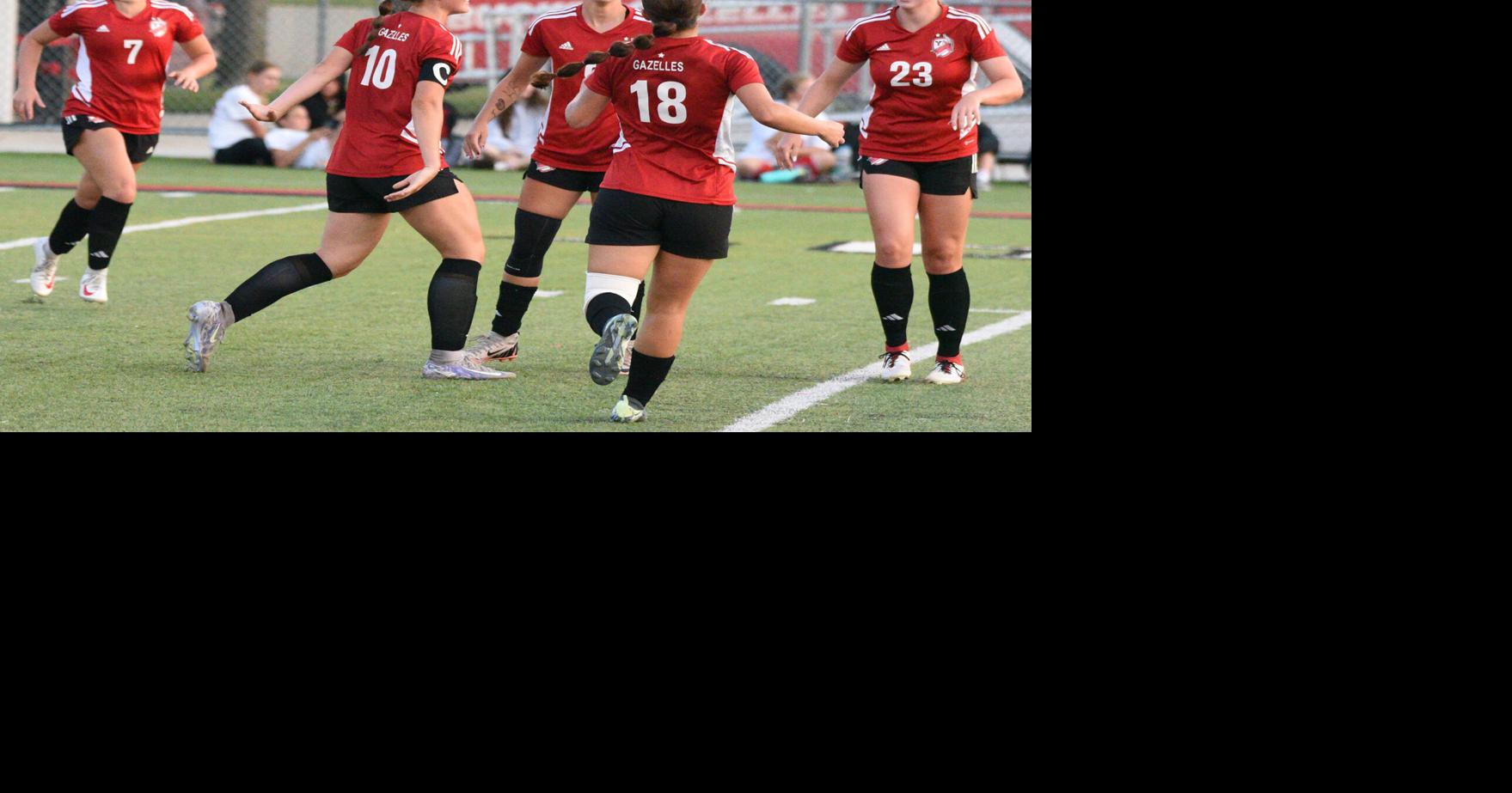 Soccer: Gazelles Host Cobblers In First-Round Matchup | Sports ...