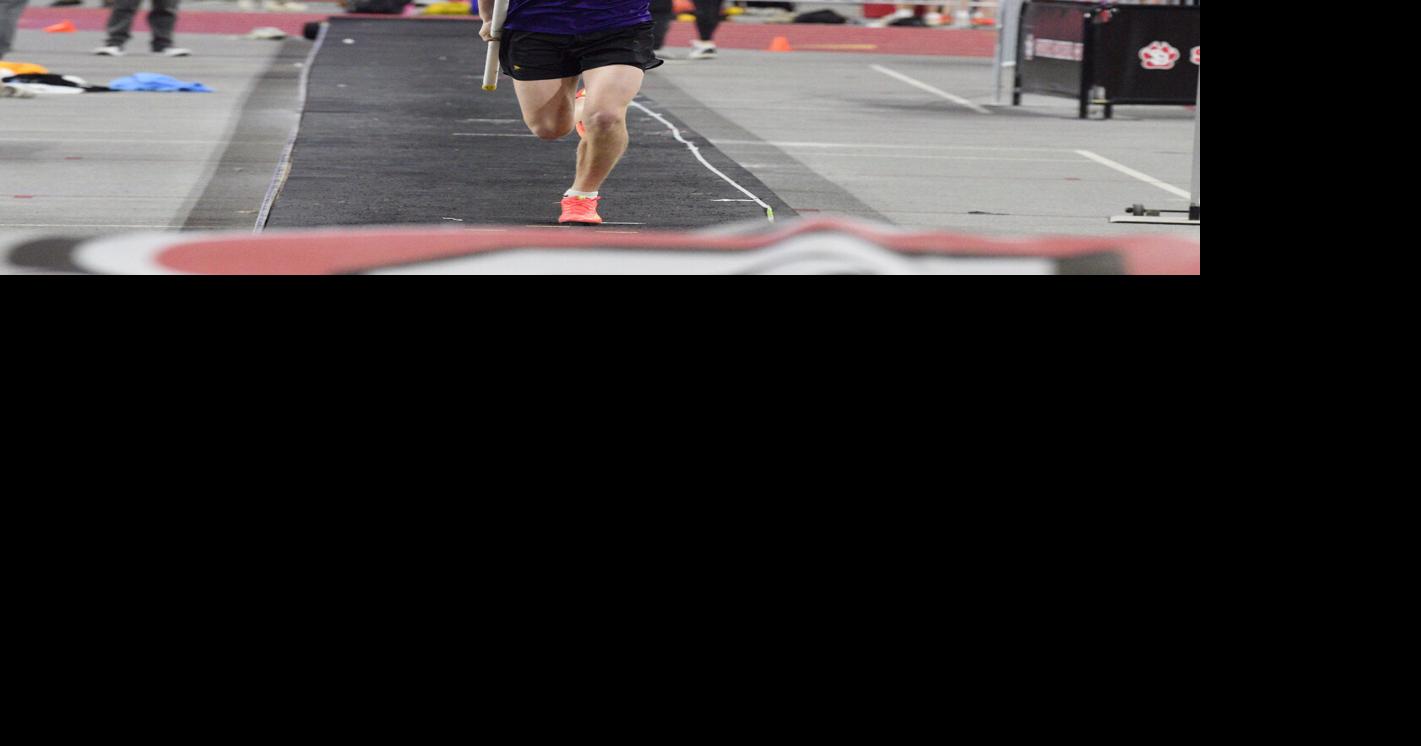 Area Teams Compete At Dan Lennon | Sports | yankton.net