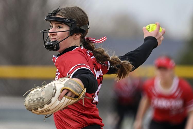 Softball: Gazelles Roll Past Cobblers | Sports | yankton.net