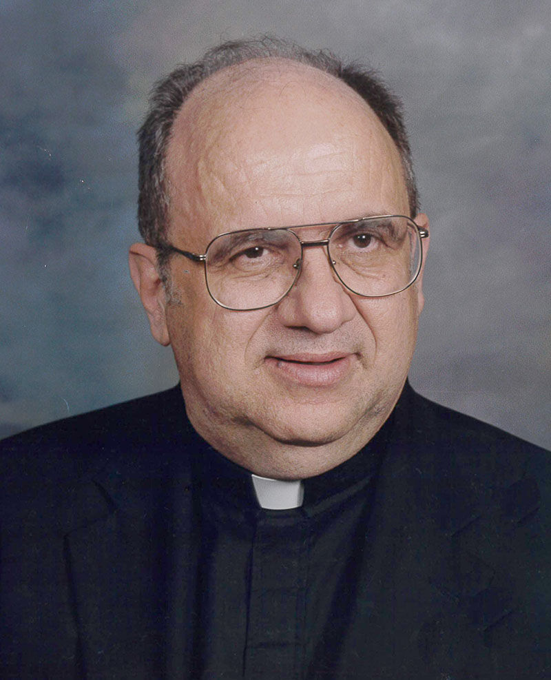 Rev. Michael Schmitz | Obituaries | yankton.net