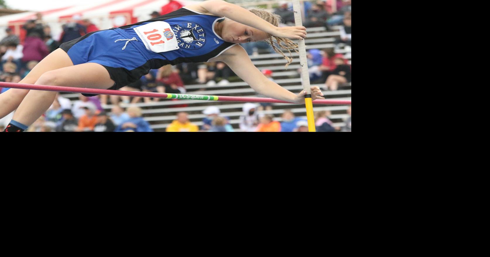 Class D girls compete at state track