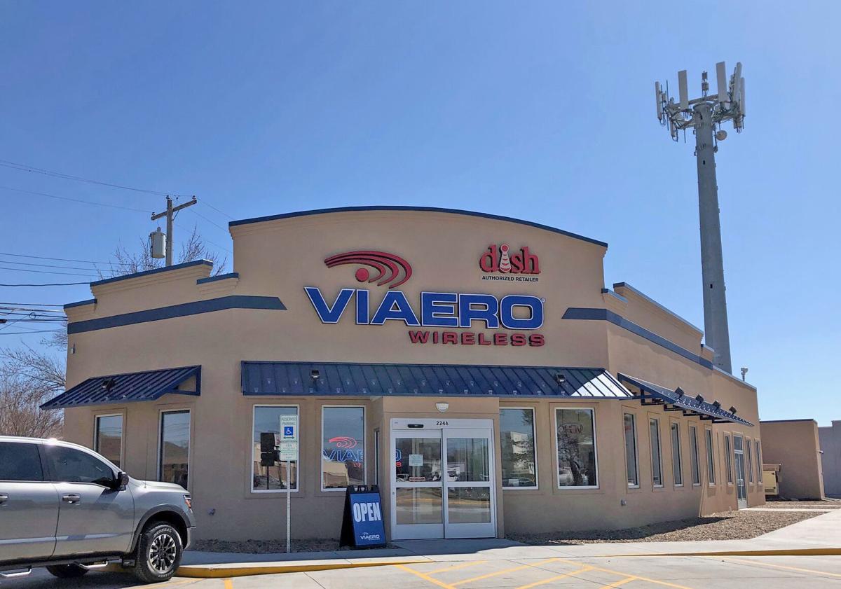 Business Beat: New ownership for building housing Salon M and DC Tanning