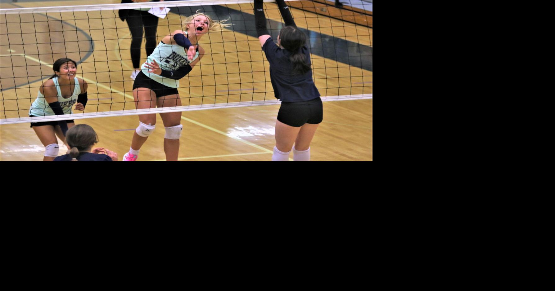 Behind youth movement, York volleyball prepares Phillips’ second season