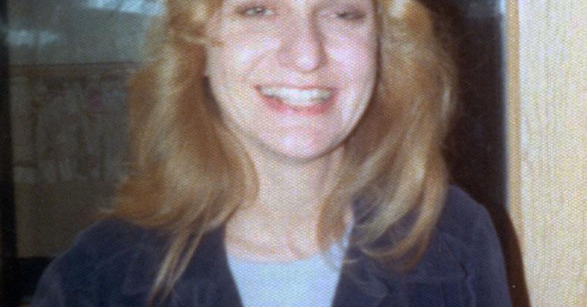 Sheryl L. Stuhr