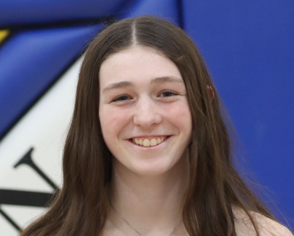 Female Athlete of the Week- Samantha Hueske