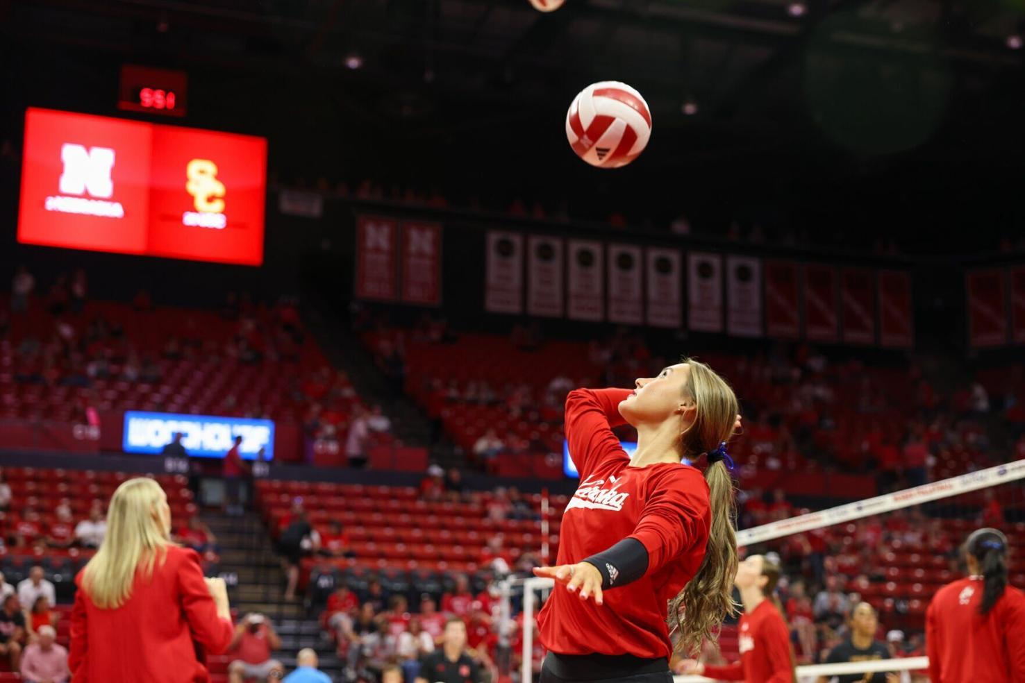 Nebraska volleyball sweeps USC; Ally Batenhorst receives warm welcome ...