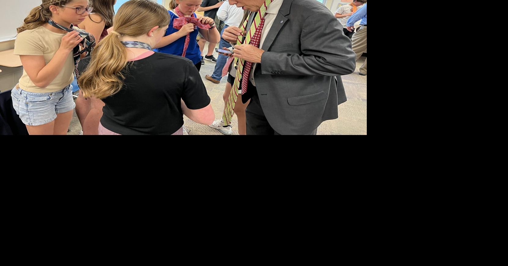 Local professionals prepare York Middle School students for careers