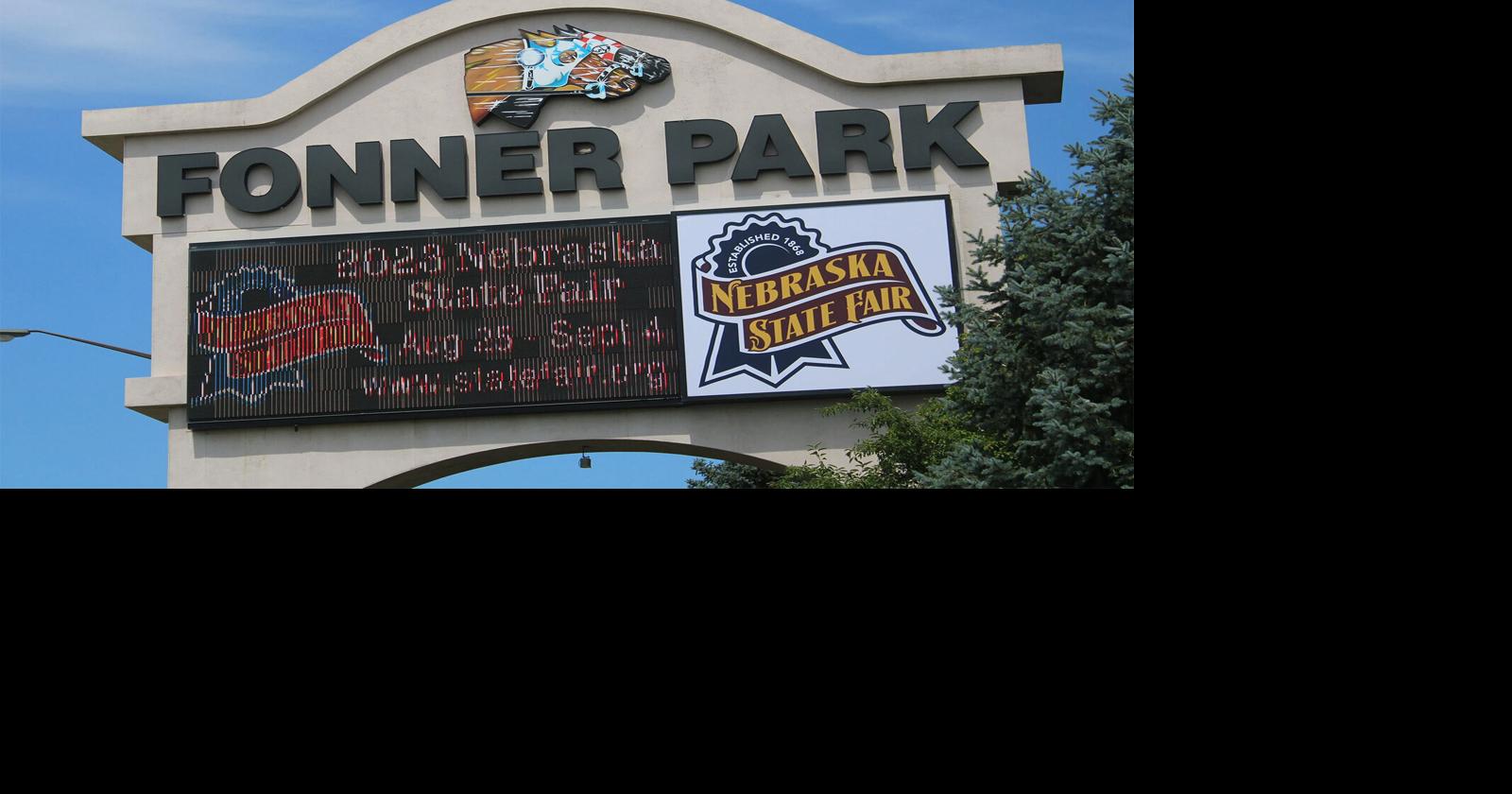 Fonner Park Sign