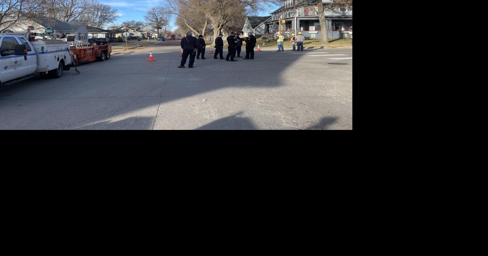 Gas line hit during construction on Sixth Street — fire department on scene