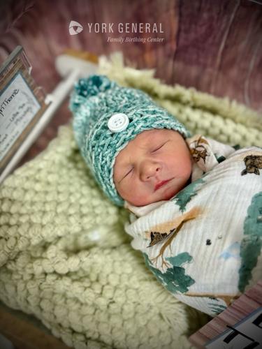 Bowyn Thorne Kucera born at York General Hospital