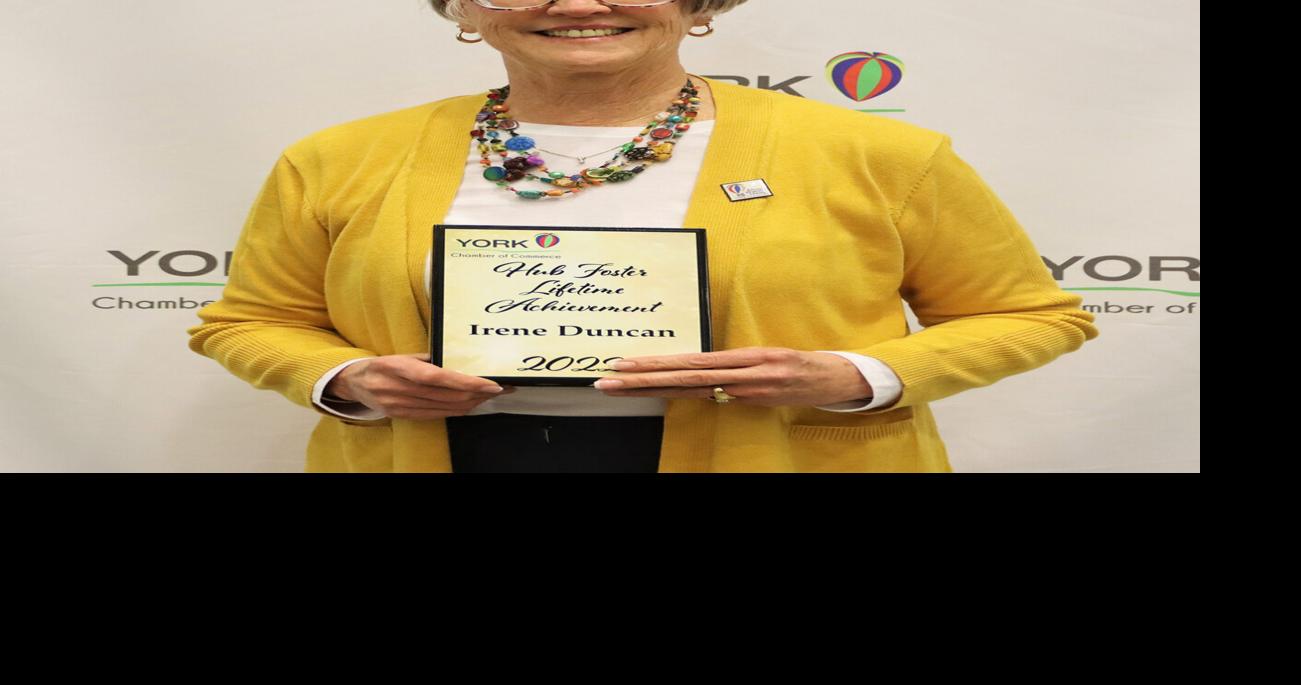 Irene Duncan receives Hub Foster Lifetime Achievement Award