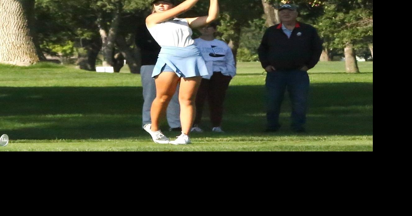 Dukes compete at Pius X invite at Holmes Golf Course