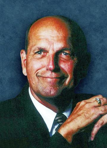 Death, Robert G. Diekmann, Papillion resident, 70