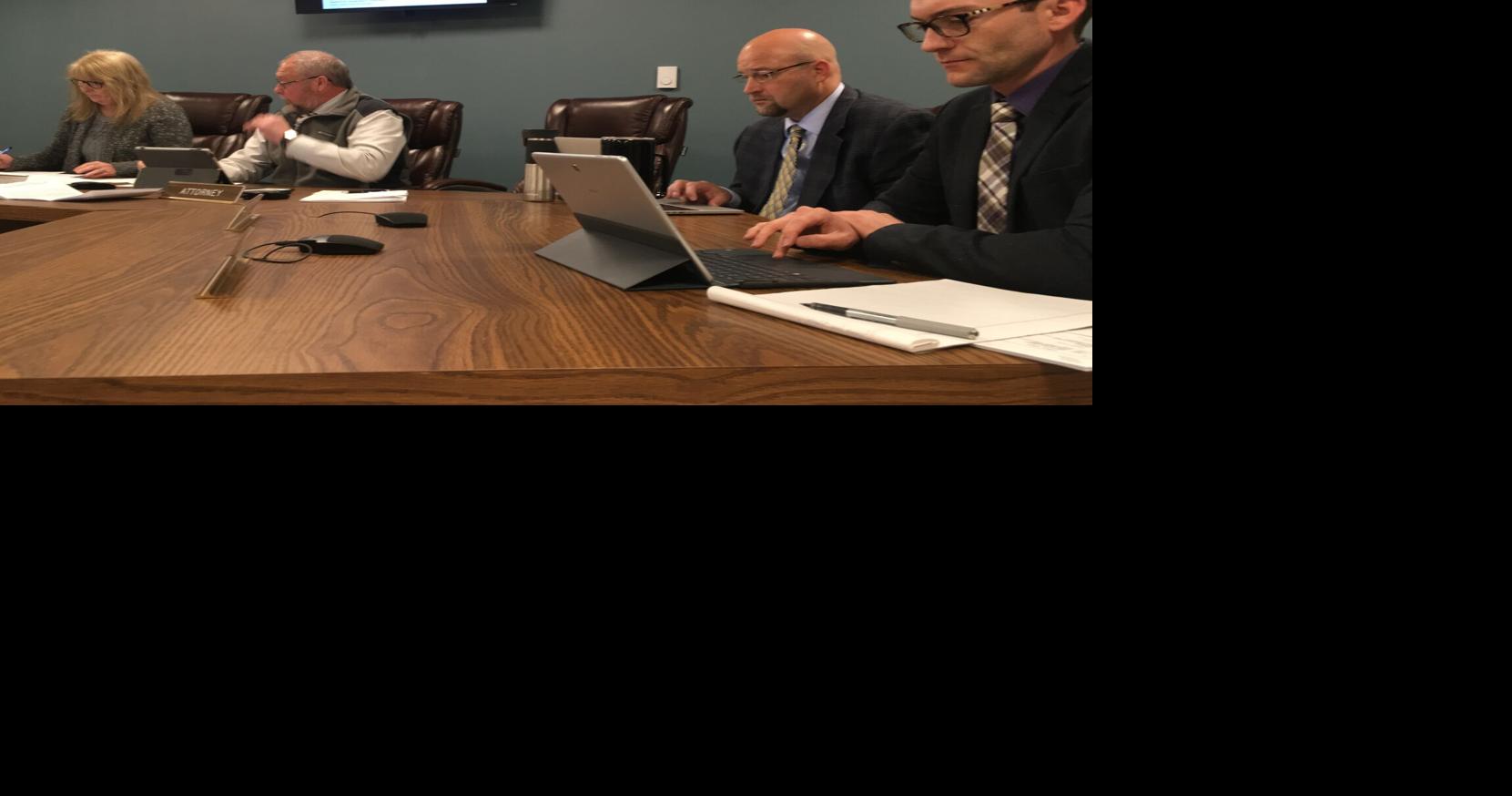 Commissioners discuss Second Amendment declaration