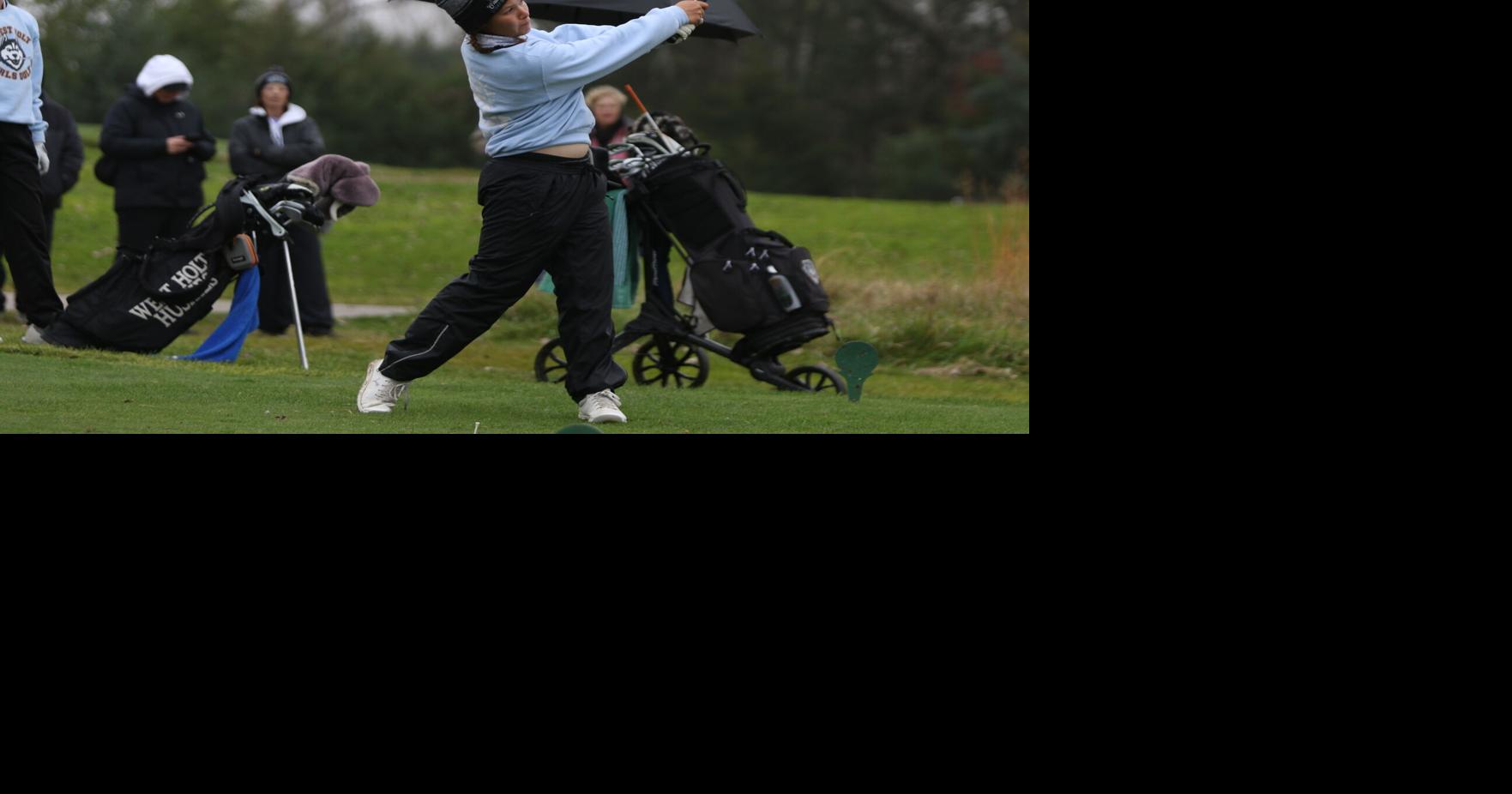 Hiebner, Klooz medal at Class C golf