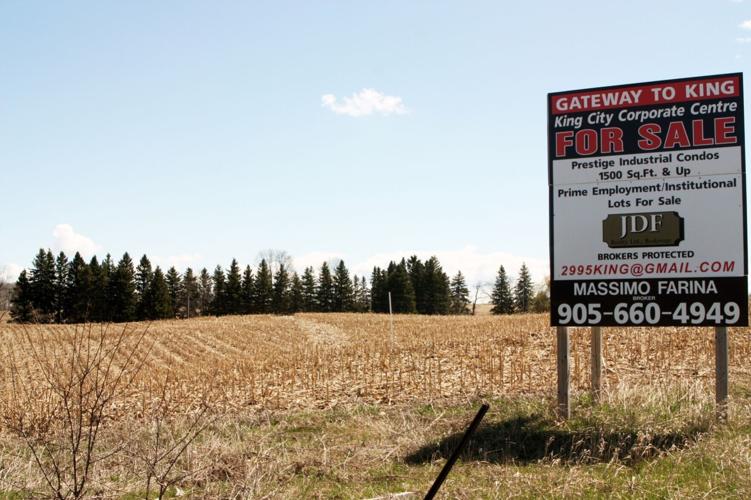 Magna International headquarters to stay in Aurora until 2022