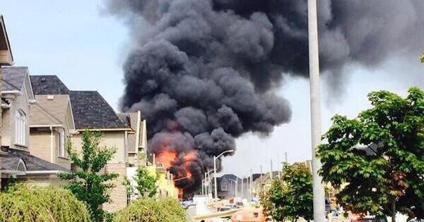 Richmond Hill fire destroys new homes