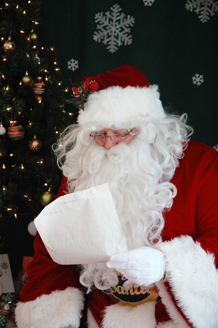 Canada Post reveals deadline for sending letters to Santa