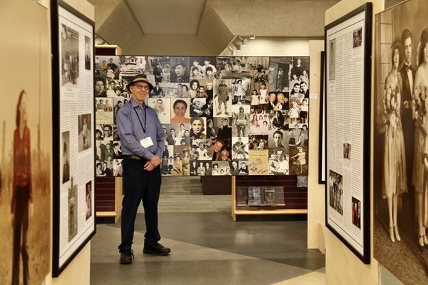 'Truly inspirational': Immigrant Story exhibits 'indomitable' spirit in ...