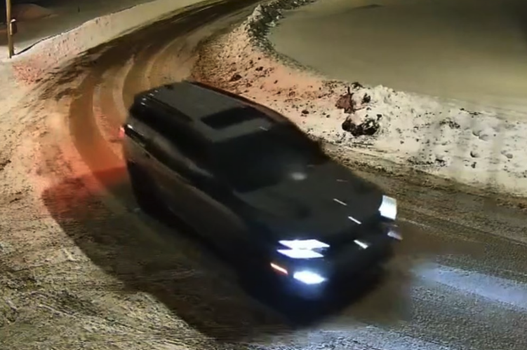 Cameras catch suspects setting fire to 2 York Region homes