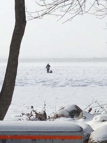 Lake Simcoe ice conditions still not safe, police warn