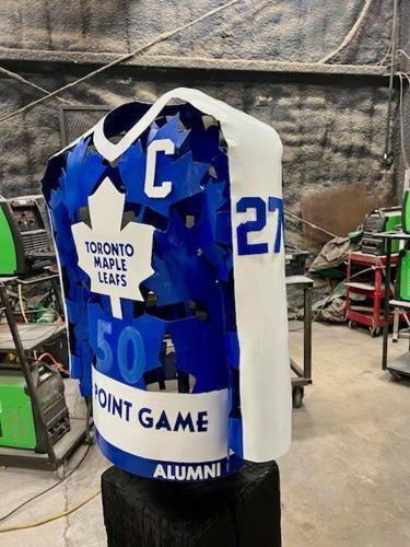 Artist creates Team Canada, Sittler, Clark hockey jerseys