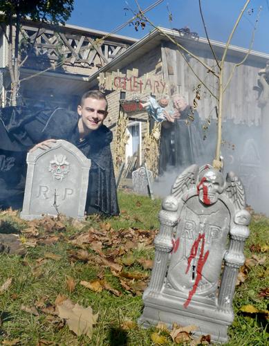 Newmarket haunted house scares up food donations for local pantry