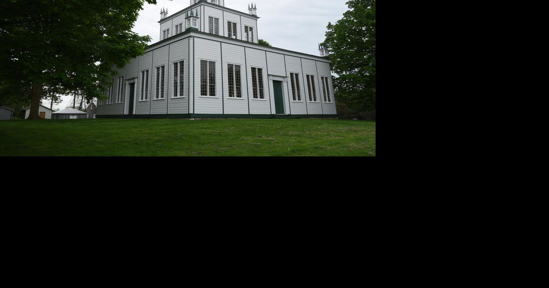 RocOpraNatra coming to Sharon Temple for candlelight concert