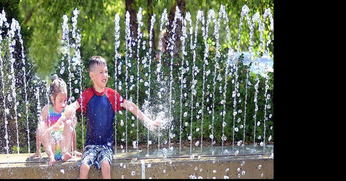 Newmarket's Riverwalk Commons splash pad reopens, distancing rules in ...