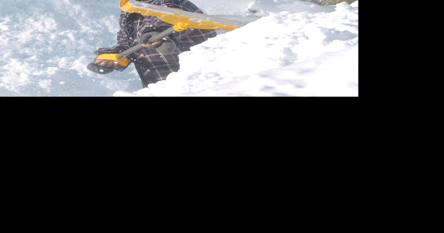 Newmarket eyes tax hike vs snow windrow clearing program