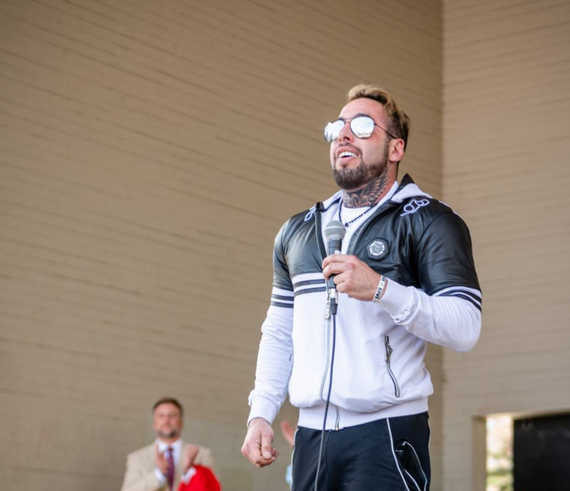 King antimasker Chris Sky arrested, upsets small business in north