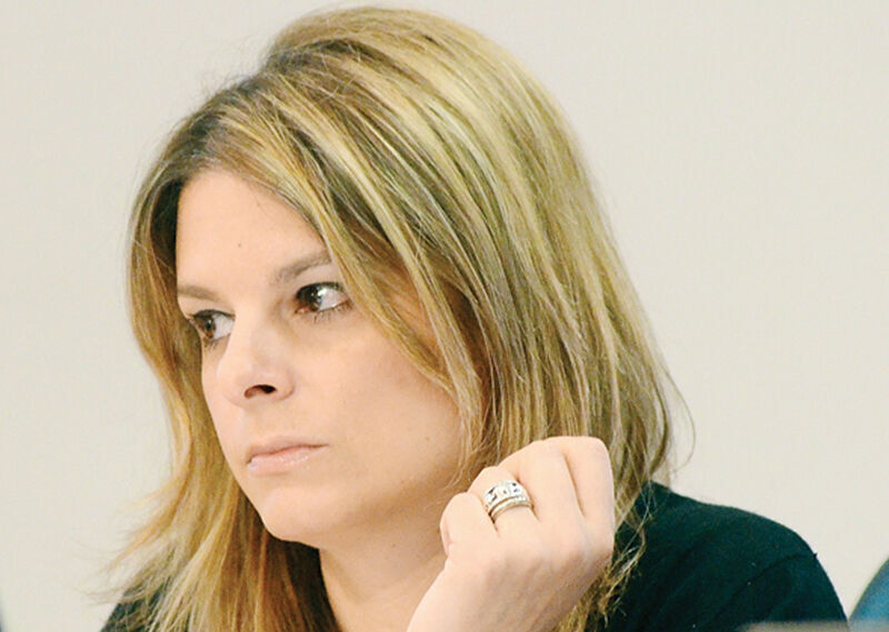 Newmarket councillor demands apology from mayor
