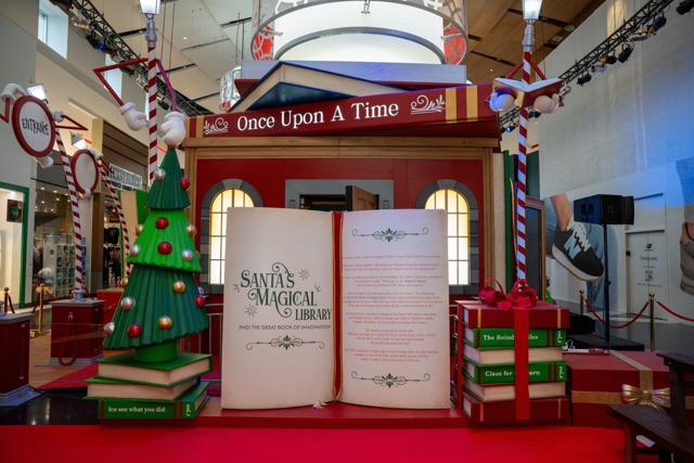Vaughan Mills unveils 2025 holiday installation