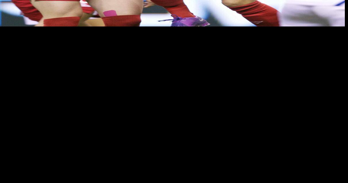 Canadian soccer star Sinclair holding training sessions in Burlington