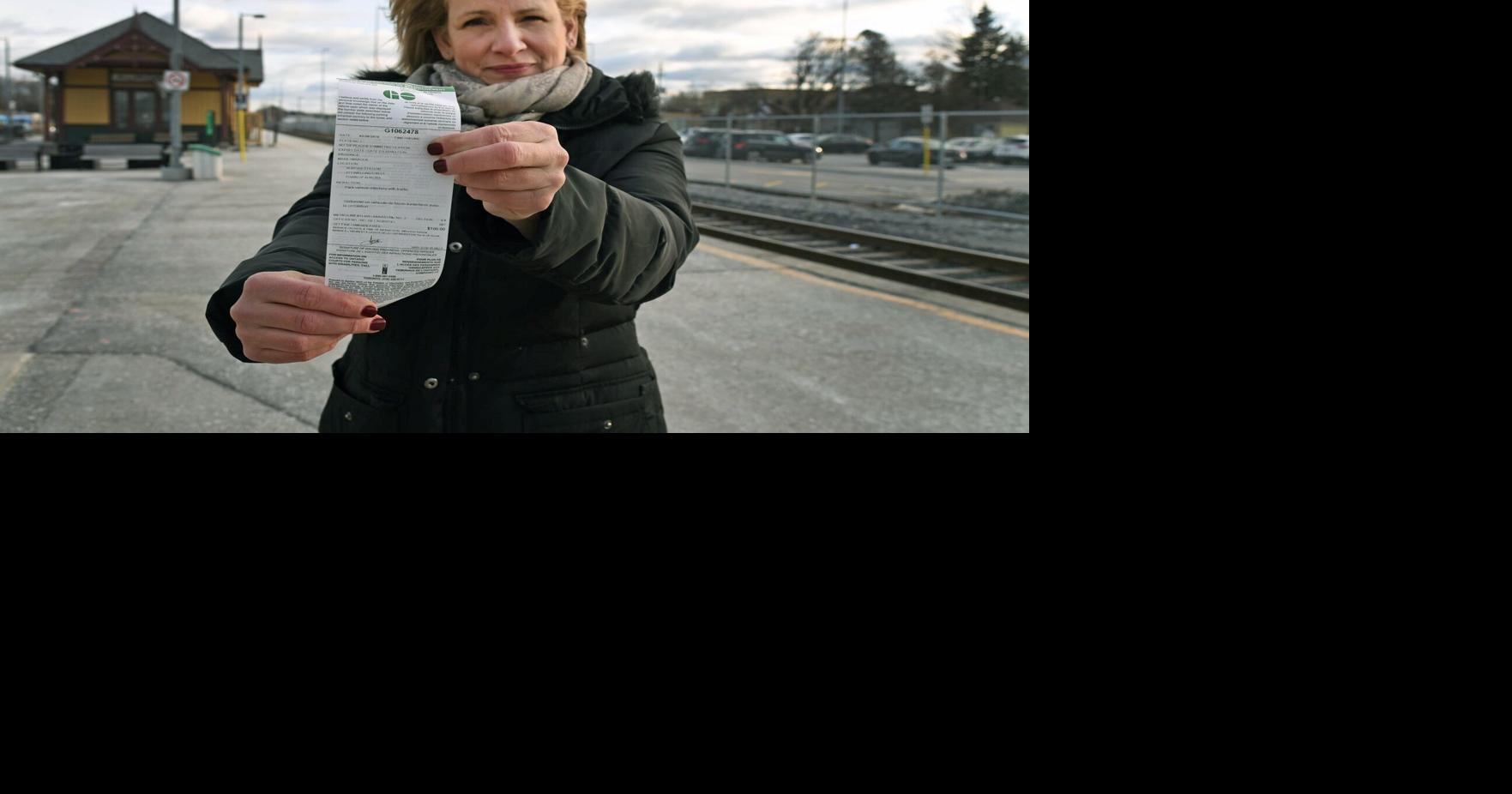 York Region commuters battle for parking at Aurora GO train station