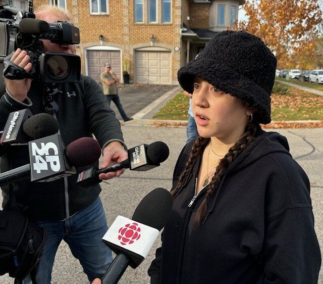 4 police officers fired guns; Teenaged boy killed in Aurora